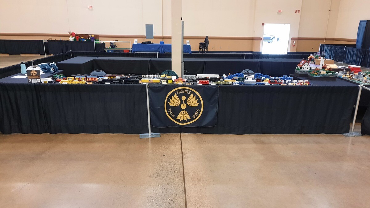 Setting up my Lego Train display at TUBS 2025